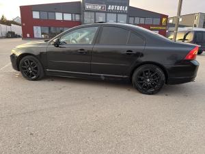 Melns Volvo S80 2010 Kauņa, ar dzinēja tilpumu 3.20 L un nobraukumu 239 tūkst. km par 5200 €, foto 9 vietnē AUTOMOTO.COM.LV