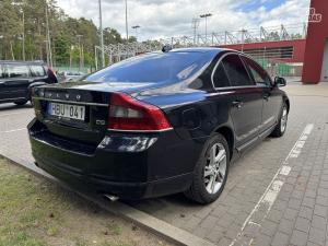 Black Volvo S80 2010 in Alytus, with an engine capacity of 2.40 L and mileage of 624 thousand km for 3600 €, photo 6 on AUTOMOTO.COM.LV