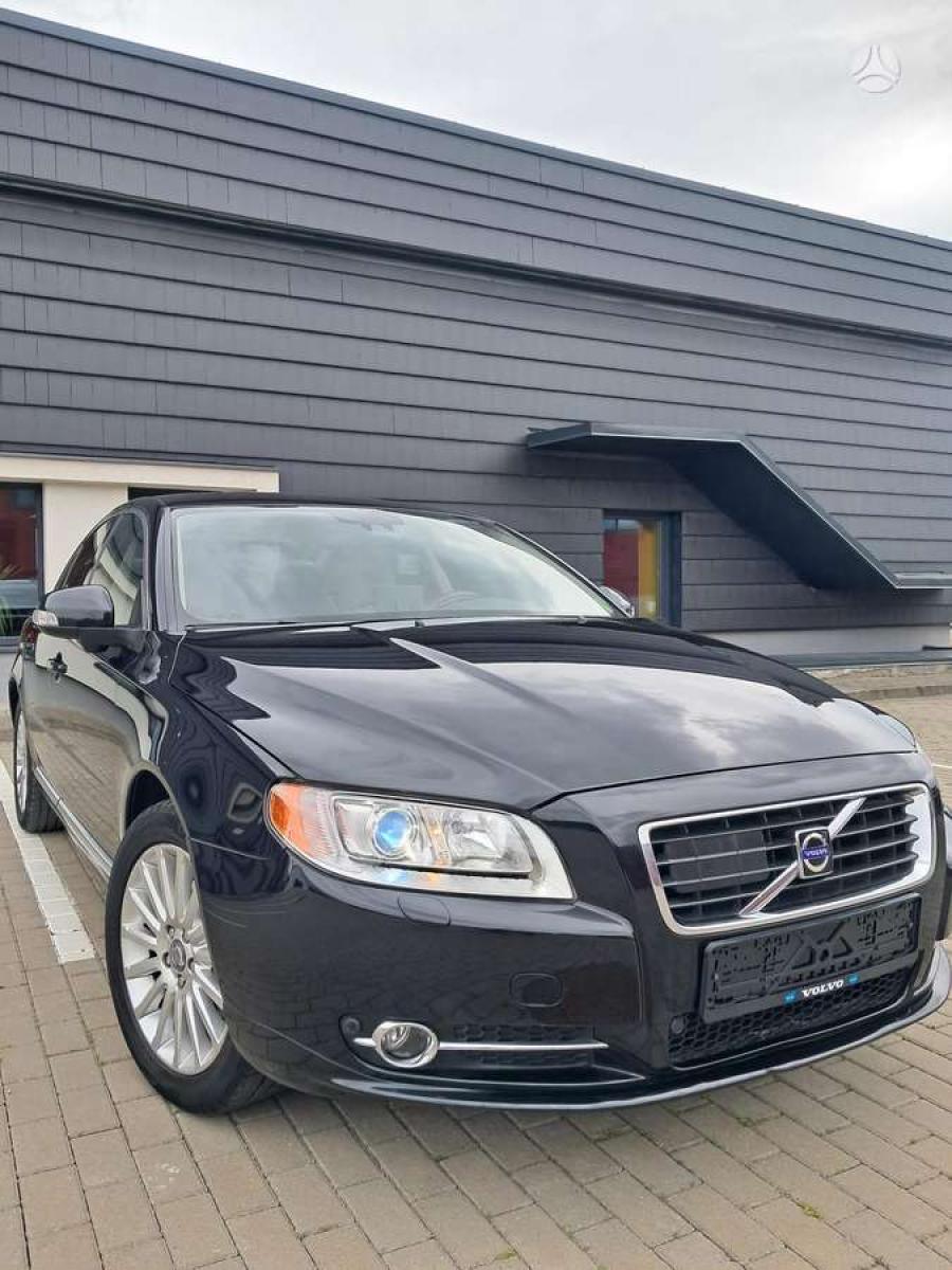 Melns Volvo S80 2010 Kauņa, ar dzinēja tilpumu 2.40 L un nobraukumu 320 tūkst. km par 4950 €, foto 3 vietnē AUTOMOTO.COM.LV