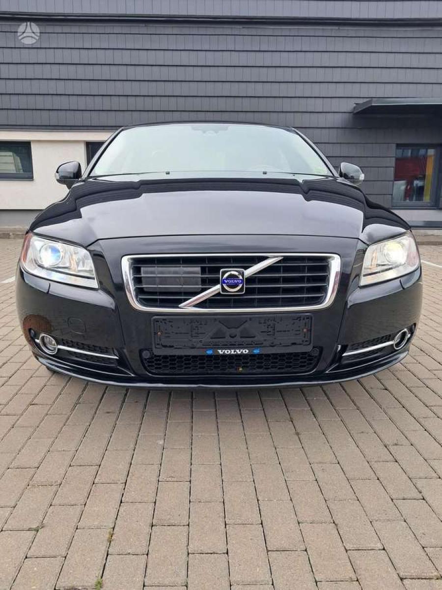 Melns Volvo S80 2010 Kauņa, ar dzinēja tilpumu 2.40 L un nobraukumu 320 tūkst. km par 4950 €, foto 4 vietnē AUTOMOTO.COM.LV
