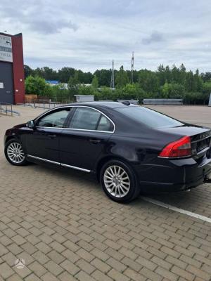 Melns Volvo S80 2010 Kauņa, ar dzinēja tilpumu 2.40 L un nobraukumu 320 tūkst. km par 4950 €, foto 6 vietnē AUTOMOTO.COM.LV