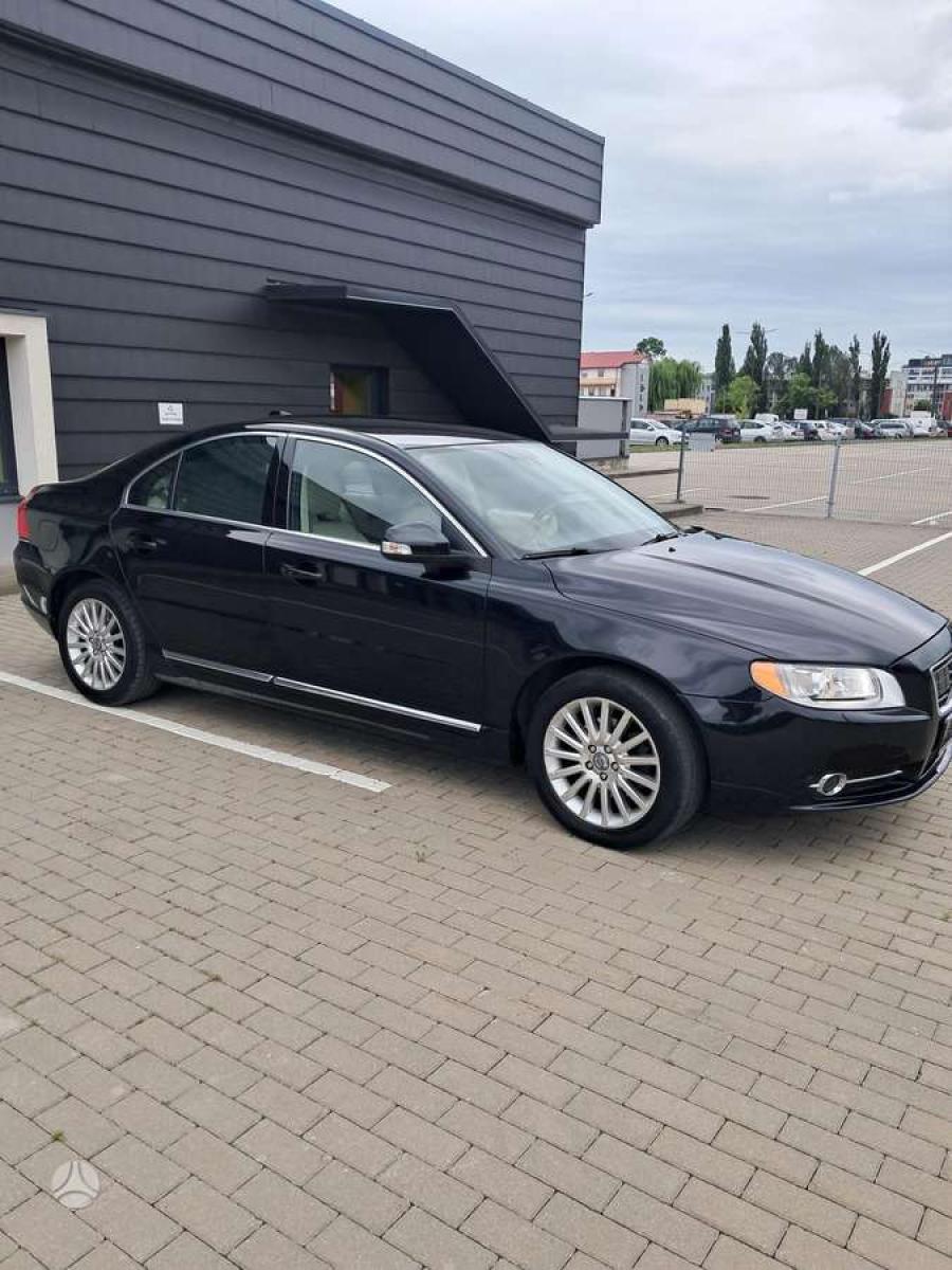 Melns Volvo S80 2010 Kauņa, ar dzinēja tilpumu 2.40 L un nobraukumu 320 tūkst. km par 4950 €, foto 8 vietnē AUTOMOTO.COM.LV