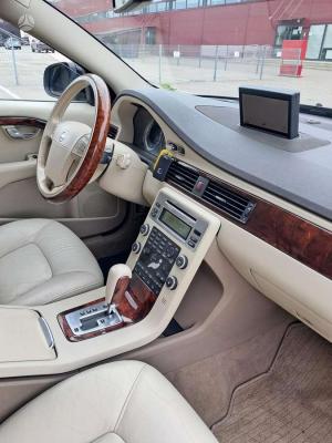 Melns Volvo S80 2010 Kauņa, ar dzinēja tilpumu 2.40 L un nobraukumu 320 tūkst. km par 4950 €, foto 25 vietnē AUTOMOTO.COM.LV