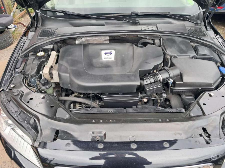 Melns Volvo S80 2010 Kauņa, ar dzinēja tilpumu 2.40 L un nobraukumu 320 tūkst. km par 4950 €, foto 33 vietnē AUTOMOTO.COM.LV