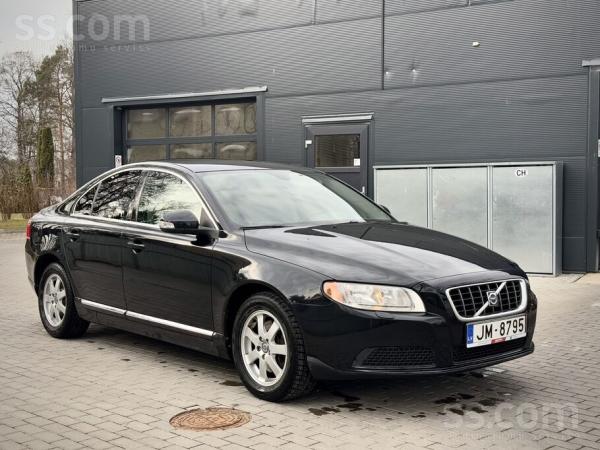 Black Volvo S80 2010 in Riga, with an engine capacity of 2.00 L and mileage of 336 thousand km for 3300 €, photo 4 on AUTOMOTO.COM.LV