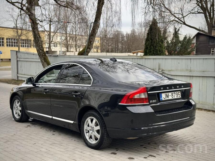 Melns Volvo S80 2010 Rīga, ar dzinēja tilpumu 2.00 L un nobraukumu 336 tūkst. km par 3300 €, foto 8 vietnē AUTOMOTO.COM.LV