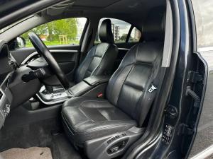Melns Volvo S80 2010 Jelgava, ar dzinēja tilpumu 2.40 L un nobraukumu 278 tūkst. km par 6750 €, foto 15 vietnē AUTOMOTO.COM.LV