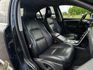 Melns Volvo S80 2010 Jelgava, ar dzinēja tilpumu 2.40 L un nobraukumu 278 tūkst. km par 6750 €, foto 17 vietnē AUTOMOTO.COM.LV