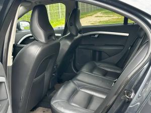 Melns Volvo S80 2010 Jelgava, ar dzinēja tilpumu 2.40 L un nobraukumu 278 tūkst. km par 6750 €, foto 21 vietnē AUTOMOTO.COM.LV
