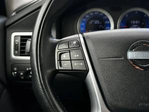 Melns Volvo S80 2010 Jelgava, ar dzinēja tilpumu 2.40 L un nobraukumu 278 tūkst. km par 6750 €, foto 30 vietnē AUTOMOTO.COM.LV