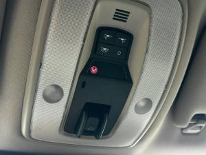 Melns Volvo S80 2010 Jelgava, ar dzinēja tilpumu 2.40 L un nobraukumu 278 tūkst. km par 6750 €, foto 35 vietnē AUTOMOTO.COM.LV