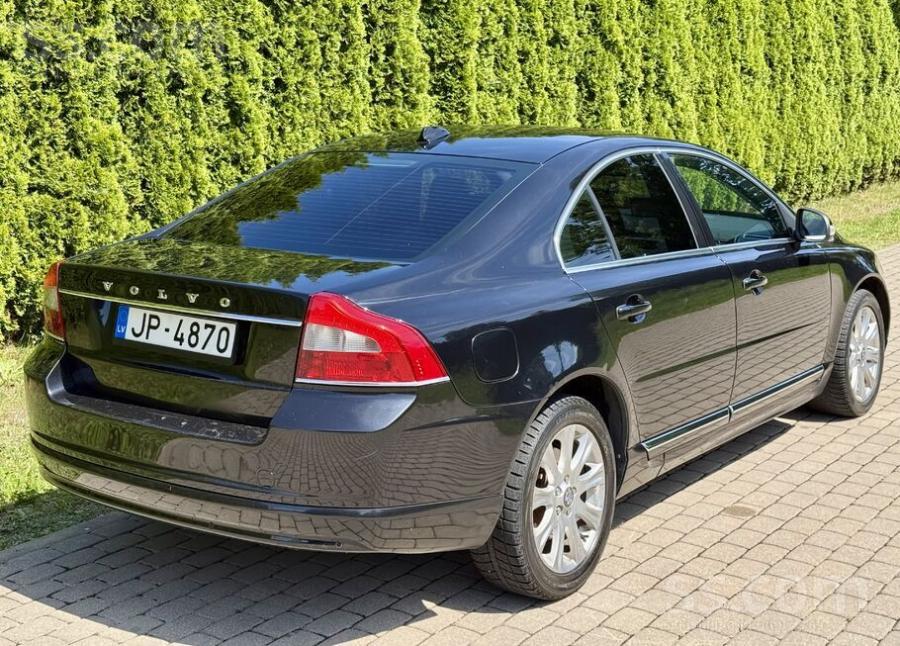 Melns Volvo S80 2010 Rīga, ar dzinēja tilpumu 2.00 L un nobraukumu 375 tūkst. km par 3650 €, foto 7 vietnē AUTOMOTO.COM.LV