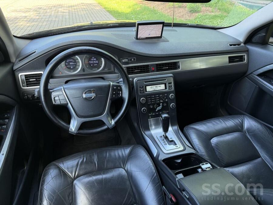 Melns Volvo S80 2010 Rīga, ar dzinēja tilpumu 2.00 L un nobraukumu 375 tūkst. km par 3650 €, foto 9 vietnē AUTOMOTO.COM.LV