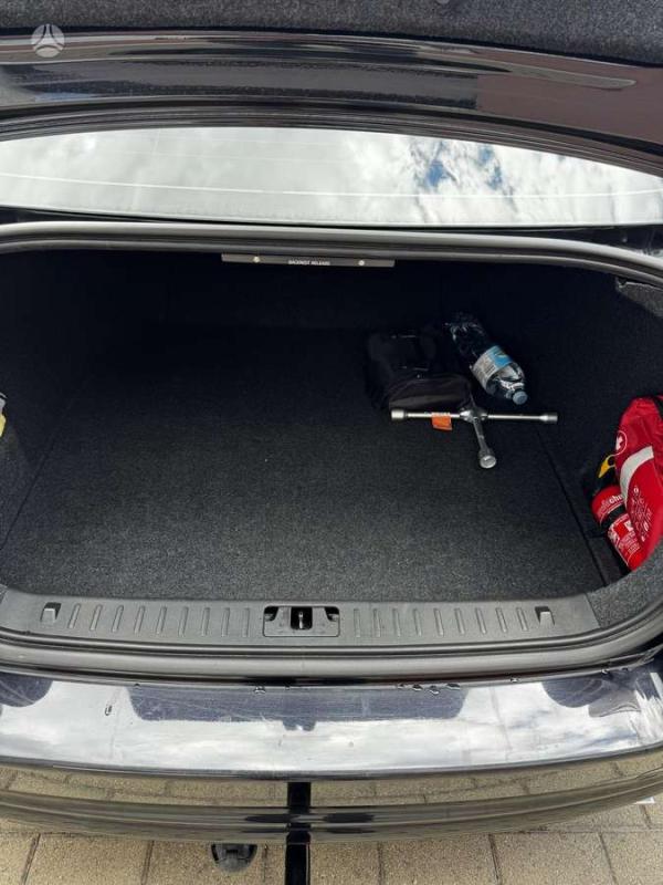 Melns Volvo S80 2010 Jonava, ar dzinēja tilpumu 2.40 L un nobraukumu 333 tūkst. km par 5700 €, foto 2 vietnē AUTOMOTO.COM.LV