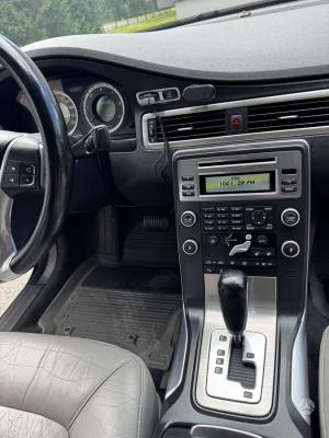 Melns Volvo S80 2010 Jonava, ar dzinēja tilpumu 2.40 L un nobraukumu 333 tūkst. km par 5700 €, foto 10 vietnē AUTOMOTO.COM.LV