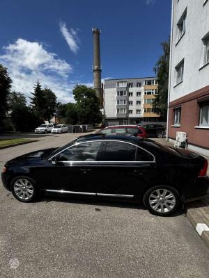 Melns Volvo S80 2010 Jonava, ar dzinēja tilpumu 2.40 L un nobraukumu 333 tūkst. km par 5700 €, foto 16 vietnē AUTOMOTO.COM.LV