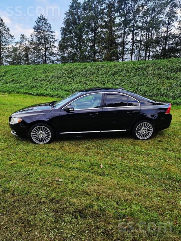 Melns Volvo S80 2010 Rīga, ar dzinēja tilpumu 3.20 L un nobraukumu 198 tūkst. km par 7995 €, foto 8 vietnē AUTOMOTO.COM.LV