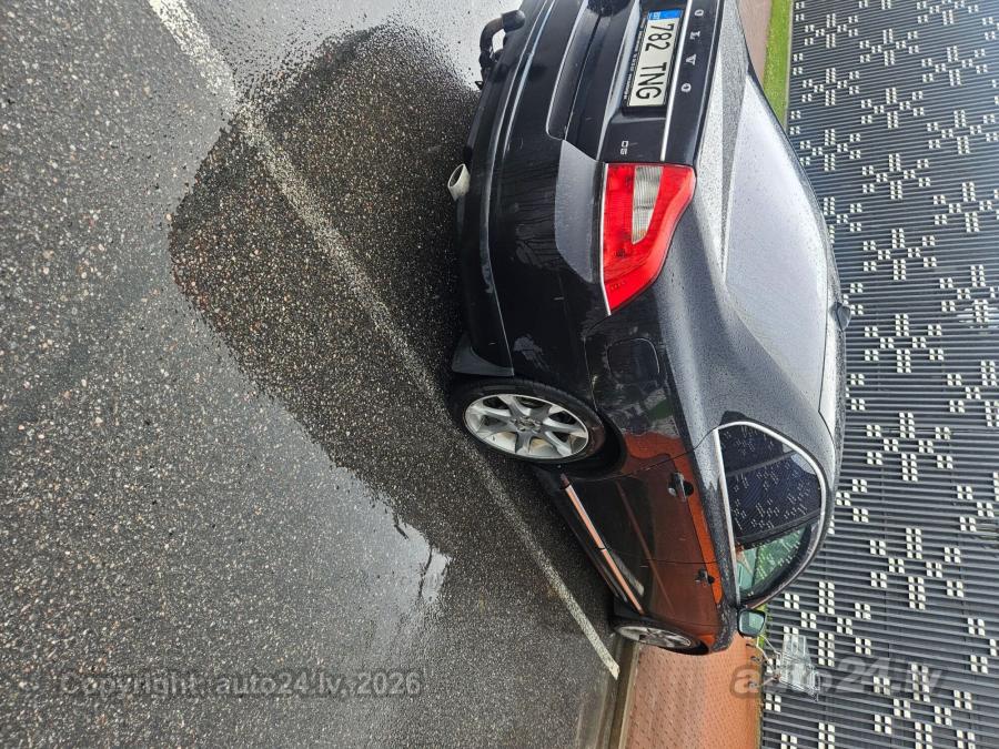 Melns Volvo S80 2010 Tallina, ar dzinēja tilpumu 2.40 L un nobraukumu 388 tūkst. km par 3600 €, foto 8 vietnē AUTOMOTO.COM.LV
