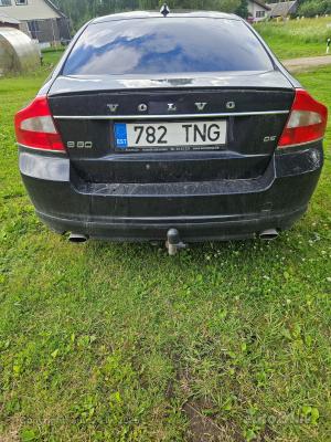 Melns Volvo S80 2010 Tallina, ar dzinēja tilpumu 2.40 L un nobraukumu 388 tūkst. km par 3600 €, foto 17 vietnē AUTOMOTO.COM.LV