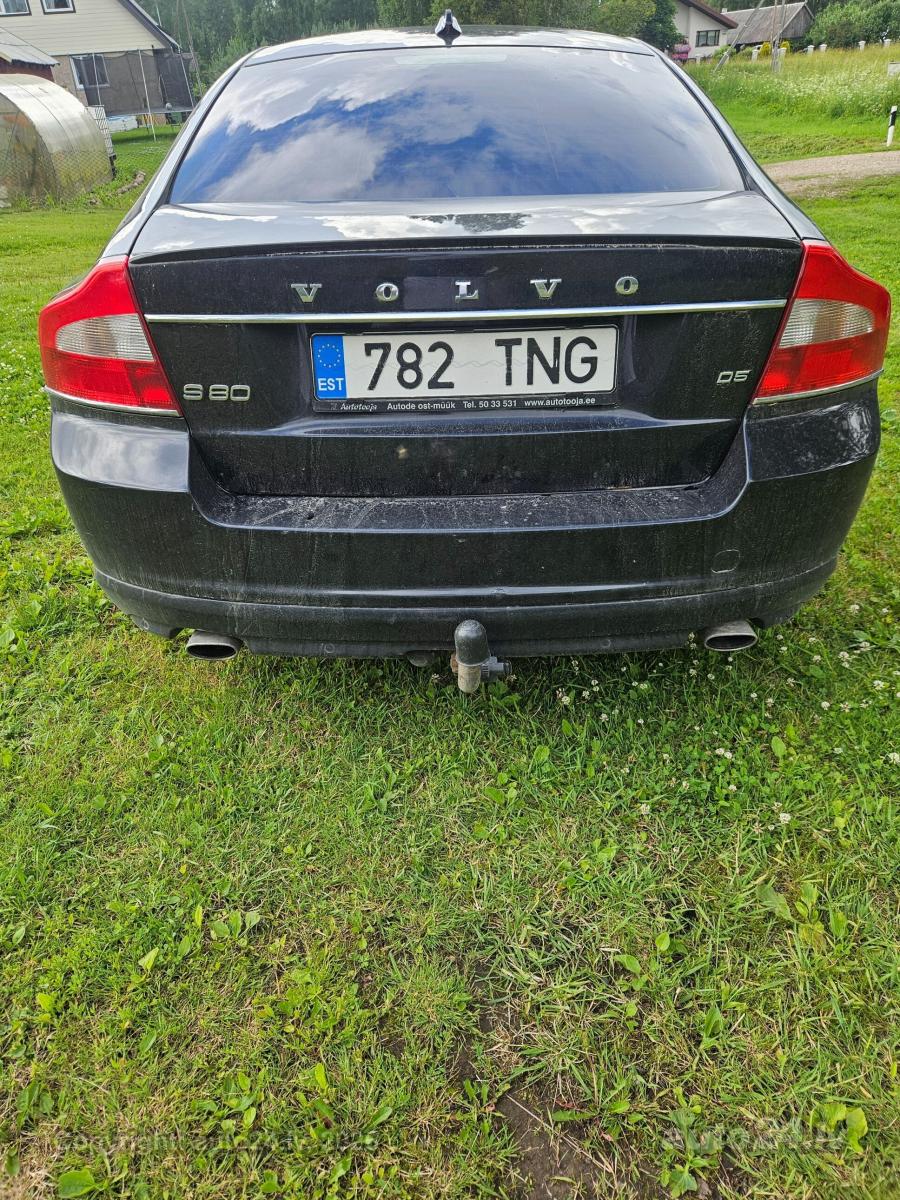 Melns Volvo S80 2010 Tallina, ar dzinēja tilpumu 2.40 L un nobraukumu 388 tūkst. km par 3600 €, foto 17 vietnē AUTOMOTO.COM.LV