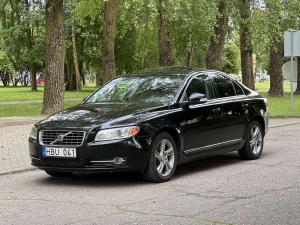 Черный Вольво С80 2010 в Клайпеда, объемом двигателя 2.40 л и пробегом 630 тыс. км за 3100 €, фото 4 на AUTOMOTO.COM.LV