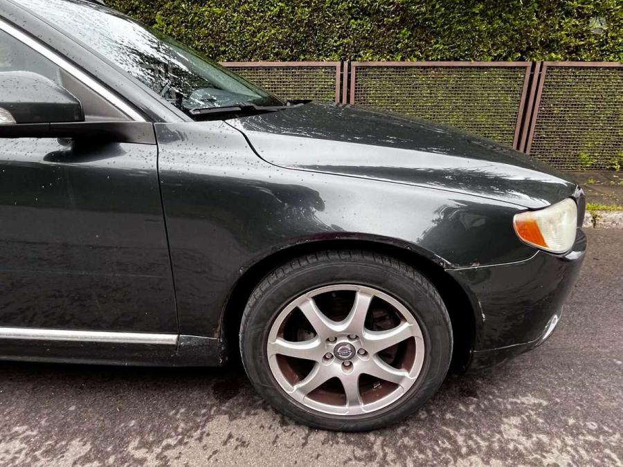 Melns Volvo S80 2010 Viļņa, ar dzinēja tilpumu 2.40 L un nobraukumu 237 tūkst. km par 2500 €, foto 13 vietnē AUTOMOTO.COM.LV