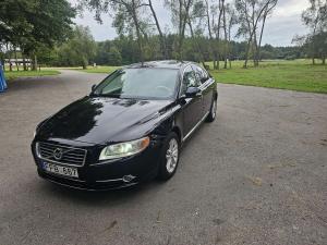 Black Volvo S80 2010 in Silute, with an engine capacity of 2.40 L and mileage of 419 thousand km for 3000 €, photo  on AUTOMOTO.COM.LV