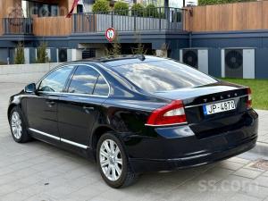 Melns Volvo S80 2010 Rīga, ar dzinēja tilpumu 2.00 L un nobraukumu 374 tūkst. km par 3400 €, foto 5 vietnē AUTOMOTO.COM.LV