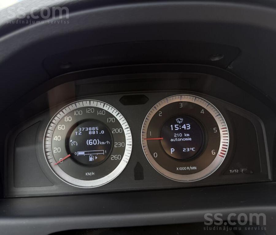 Melns Volvo S80 2010 Rīga, ar dzinēja tilpumu 2.00 L un nobraukumu 374 tūkst. km par 3400 €, foto 9 vietnē AUTOMOTO.COM.LV