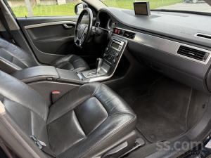 Melns Volvo S80 2010 Rīga, ar dzinēja tilpumu 2.00 L un nobraukumu 374 tūkst. km par 3400 €, foto 13 vietnē AUTOMOTO.COM.LV