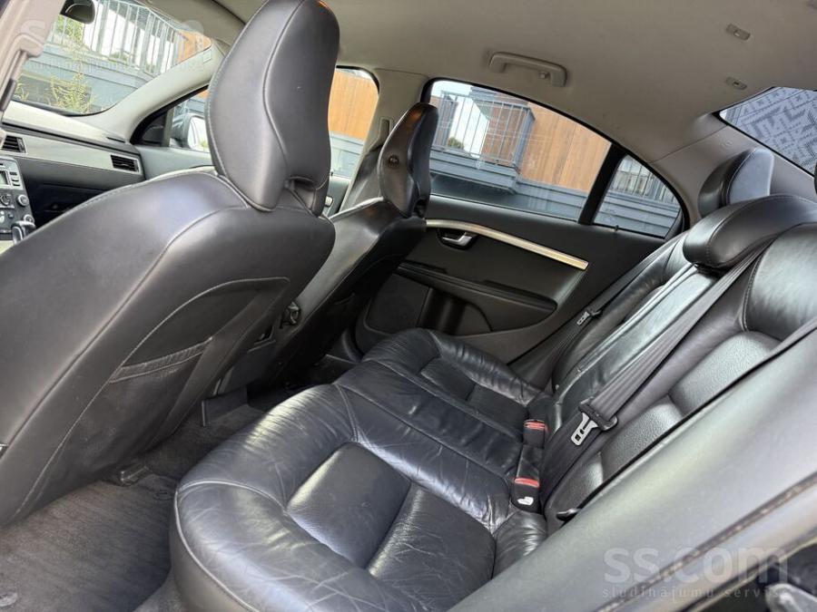 Melns Volvo S80 2010 Rīga, ar dzinēja tilpumu 2.00 L un nobraukumu 374 tūkst. km par 3400 €, foto 14 vietnē AUTOMOTO.COM.LV