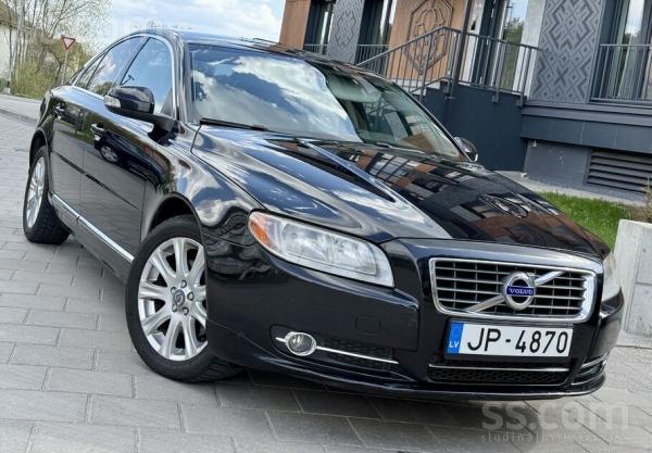 Вольво С80 2010 в Рига на AUTOMOTO.COM.LV Черный Вольво С80 2010 в Рига, объемом двигателя 2.00 л и пробегом 374 тыс. км за 3150 €, фото 1 на AUTOMOTO.COM.LV
