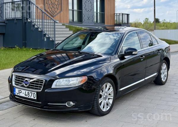 Вольво С80 2010 в Рига на AUTOMOTO.COM.LV Черный Вольво С80 2010 в Рига, объемом двигателя 2.00 л и пробегом 374 тыс. км за 3150 €, фото 3 на AUTOMOTO.COM.LV