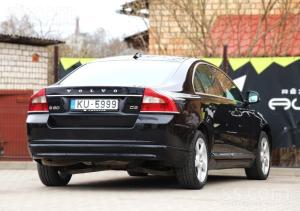 Melns Volvo S80 2011 Rēzekne, ar dzinēja tilpumu 2.00 L un nobraukumu 346 tūkst. km par 4495 €, foto 4 vietnē AUTOMOTO.COM.LV