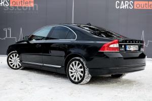 Black Volvo S80 2011 in Riga, with an engine capacity of 2.00 L and mileage of 473 thousand km for 4990 €, photo 6 on AUTOMOTO.COM.LV