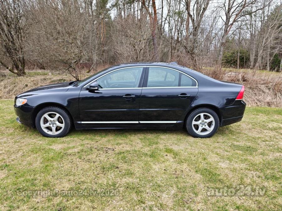 Black Volvo S80 2011 in Tallinn, with an engine capacity of 2.00 L and mileage of 311 thousand km for 6800 €, photo 5 on AUTOMOTO.COM.LV