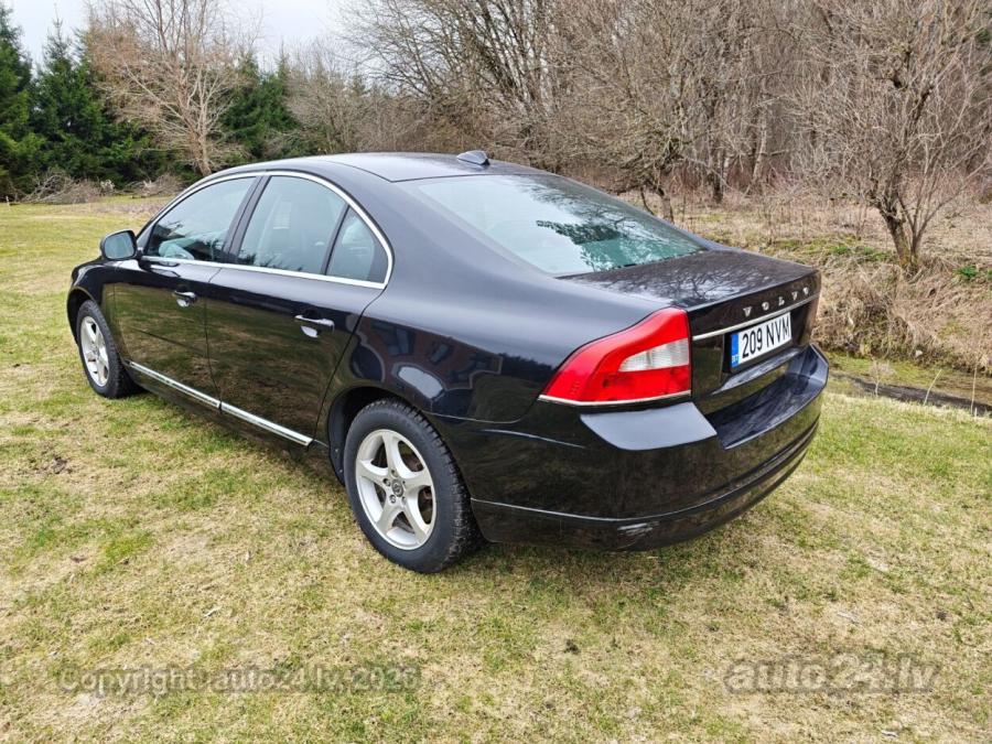 Black Volvo S80 2011 in Tallinn, with an engine capacity of 2.00 L and mileage of 311 thousand km for 6800 €, photo 7 on AUTOMOTO.COM.LV