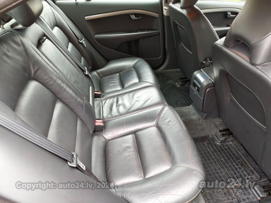 Black Volvo S80 2011 in Tallinn, with an engine capacity of 2.00 L and mileage of 311 thousand km for 6800 €, photo 14 on AUTOMOTO.COM.LV