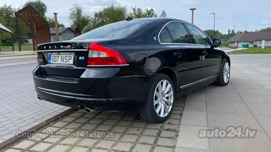 Melns Volvo S80 2011 Pelva, ar dzinēja tilpumu 2.40 L un nobraukumu 313 tūkst. km par 8500 €, foto 6 vietnē AUTOMOTO.COM.LV