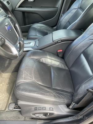 Melns Volvo S80 2011 Pelva, ar dzinēja tilpumu 2.40 L un nobraukumu 313 tūkst. km par 8500 €, foto 19 vietnē AUTOMOTO.COM.LV