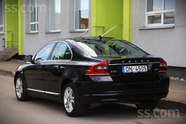 Melns Volvo S80 2011 Rīga, ar dzinēja tilpumu 2.00 L un nobraukumu 341 tūkst. km par 3995 €, foto 6 vietnē AUTOMOTO.COM.LV
