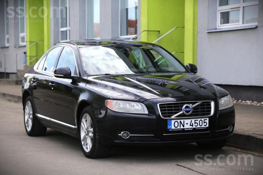 Black Volvo S80 2011 in Riga, with an engine capacity of 2.00 L and mileage of 341 thousand km for 3995 €, photo 14 on AUTOMOTO.COM.LV