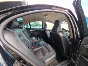 Black Volvo S80 2011 in Vilnius, with an engine capacity of 1.98 L and mileage of 240 thousand km for 6599 €, photo 18 on AUTOMOTO.COM.LV