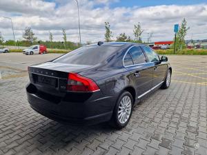 Black Volvo S80 2011 in Vilnius, with an engine capacity of 1.98 L and mileage of 228 thousand km for 5950 €, photo 8 on AUTOMOTO.COM.LV
