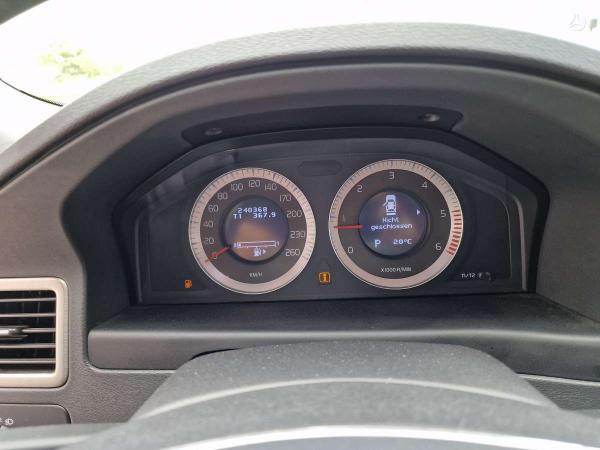 Melns Volvo S80 2011 Viļņa, ar dzinēja tilpumu 1.98 L un nobraukumu 228 tūkst. km par 5950 €, foto 10 vietnē AUTOMOTO.COM.LV