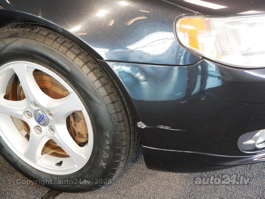 Melns Volvo S80 2011 Tallina, ar dzinēja tilpumu 2.00 L un nobraukumu 313 tūkst. km par 4990 €, foto 13 vietnē AUTOMOTO.COM.LV