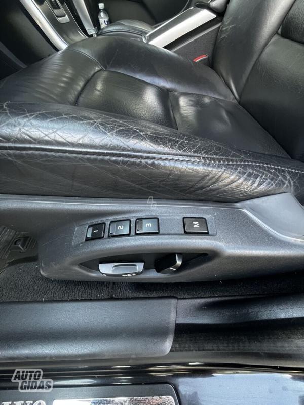 Black Volvo S80 2011 in Silale, with an engine capacity of 2.00 L and mileage of 476 thousand km for 4800 €, photo 6 on AUTOMOTO.COM.LV