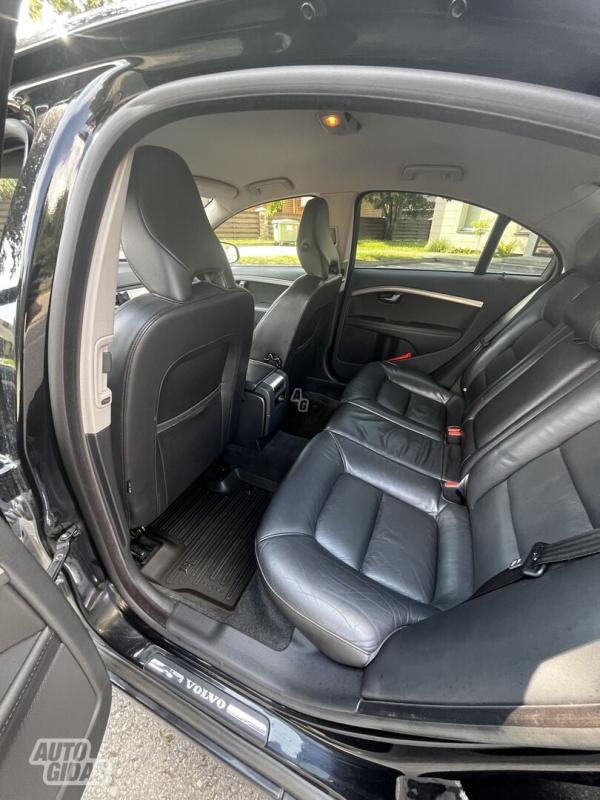 Black Volvo S80 2011 in Silale, with an engine capacity of 2.00 L and mileage of 476 thousand km for 4800 €, photo 7 on AUTOMOTO.COM.LV