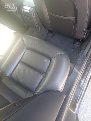 Black Volvo S80 2011 in Siauliai, with an engine capacity of 2.40 L and mileage of 290 thousand km for 6200 €, photo 11 on AUTOMOTO.COM.LV