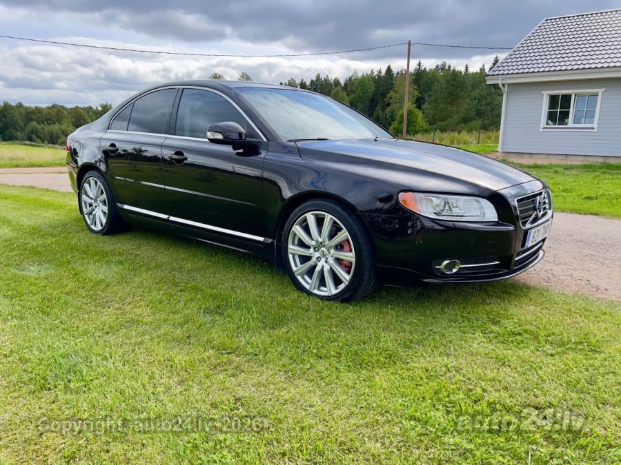 Black Volvo S80 2011 in Viljandi, with an engine capacity of 2.40 L and mileage of 282 thousand km for 10000 €, photo 5 on AUTOMOTO.COM.LV